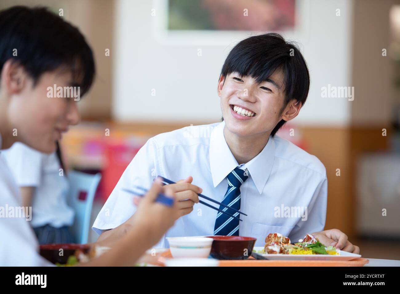 Japanese school cafeteria hi-res stock photography and images - Alamy