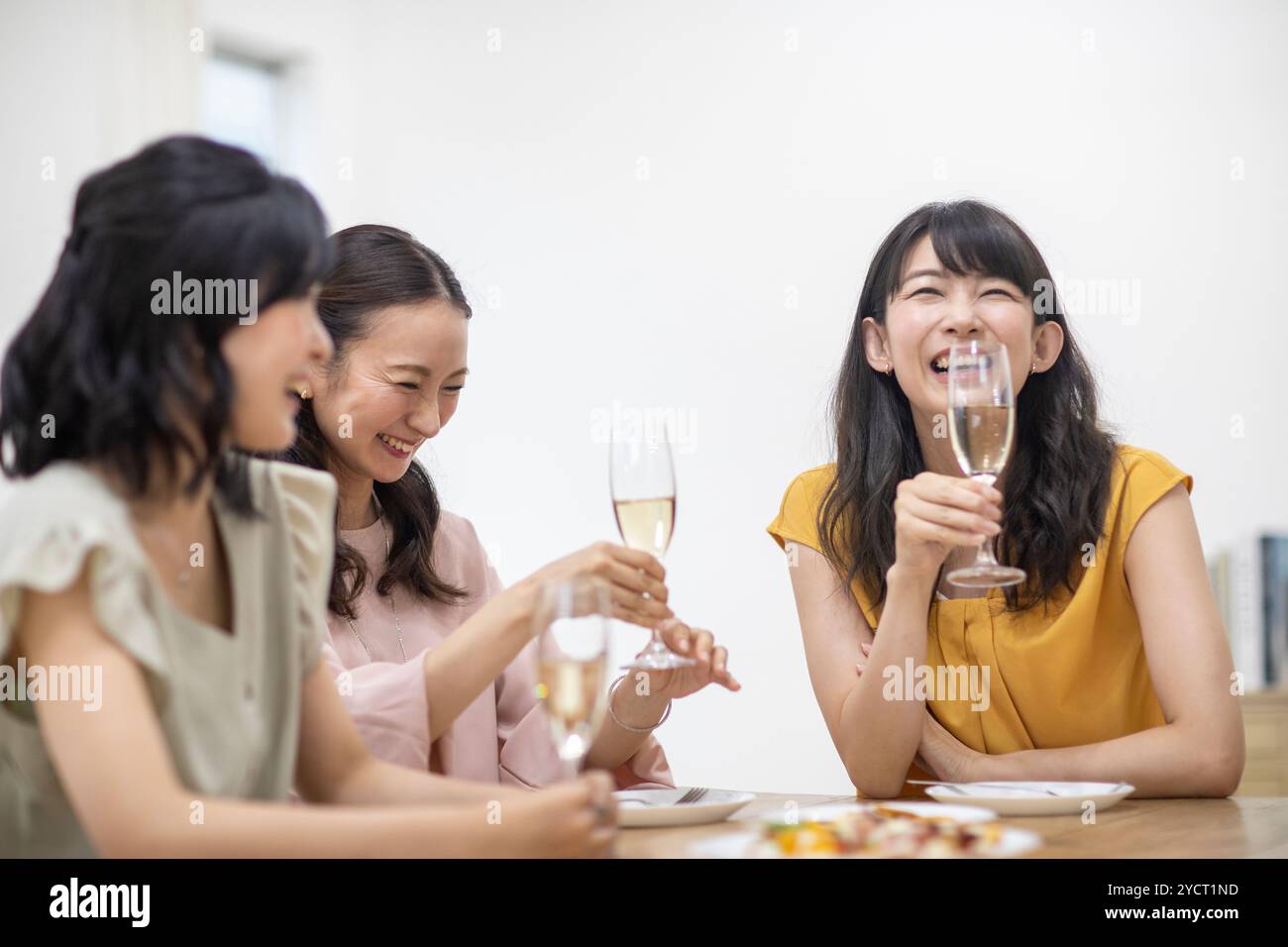 Girls night out champagne hi-res stock photography and images - Alamy