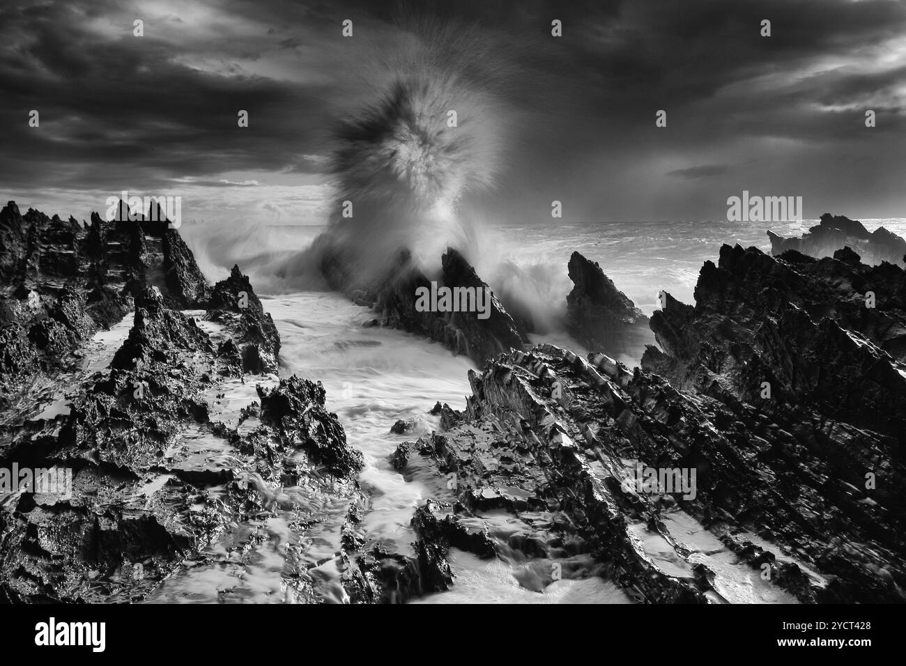 Inhospitable seascape wild weather Stock Photo - Alamy