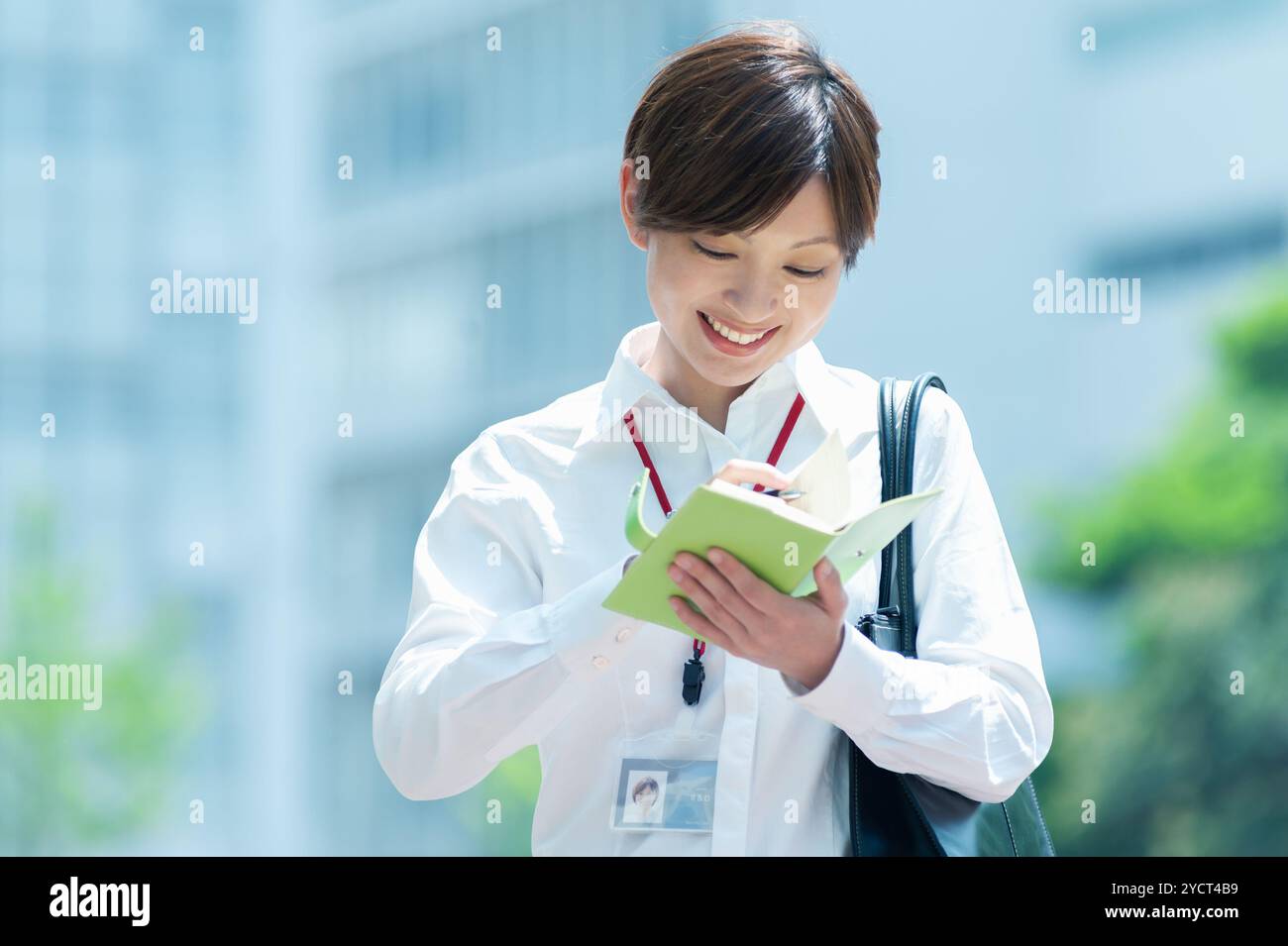 Take notes in a notebook hi-res stock photography and images - Alamy