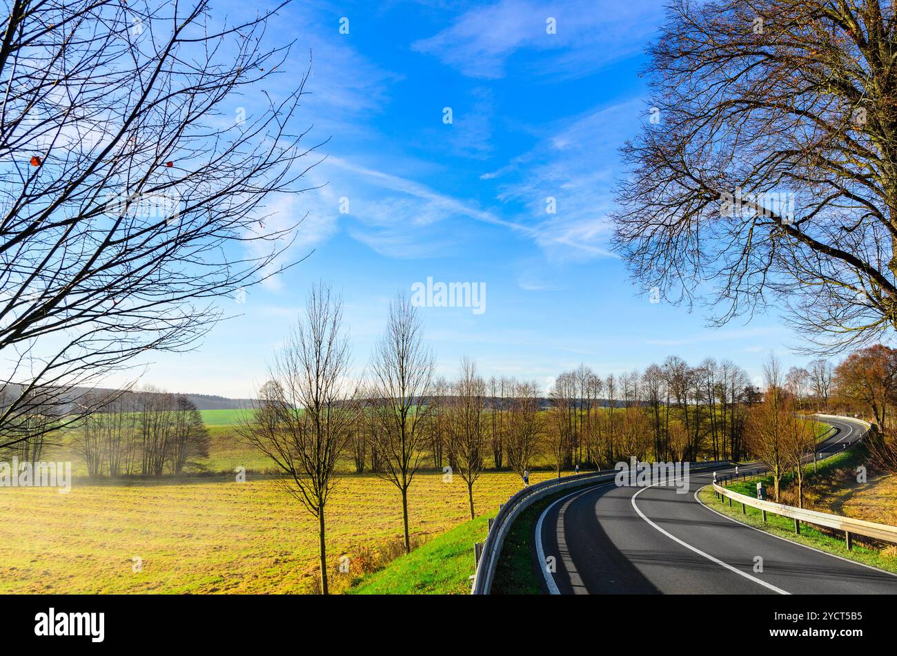 Beautiful scene autumn park hi-res stock photography and images - Alamy
