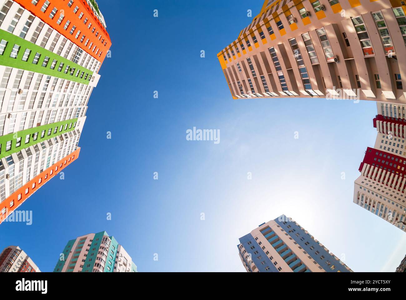 Tall stone buildings rise hi-res stock photography and images - Alamy