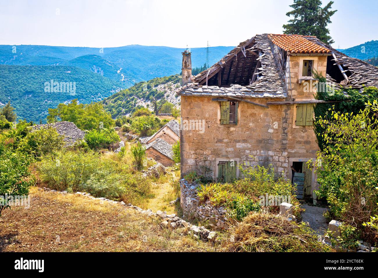 Rural stone village of Skrip ruins Stock Photo - Alamy