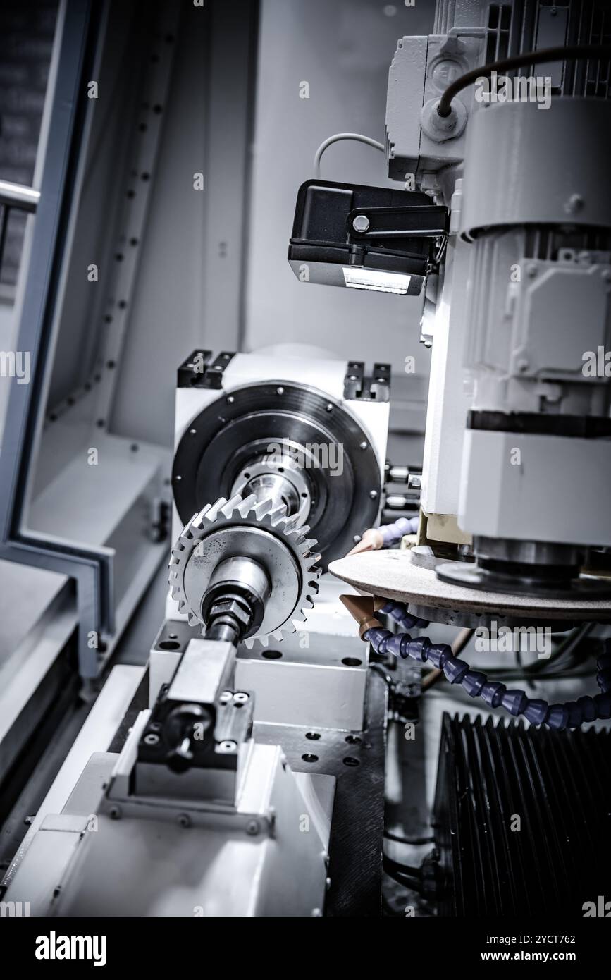 Metalworking CNC milling machine Stock Photo - Alamy