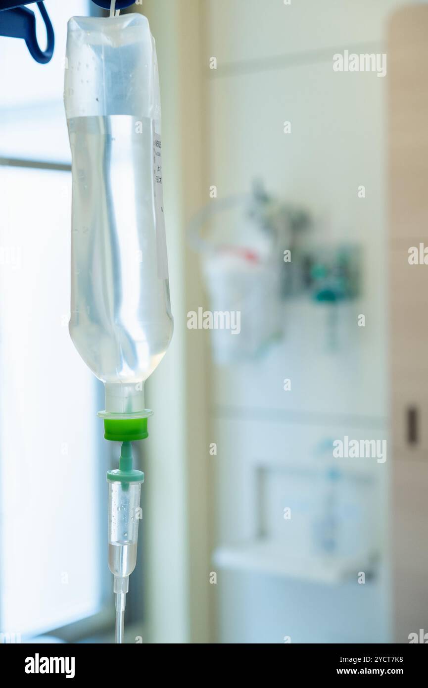 IV drip in the ward Stock Photo - Alamy