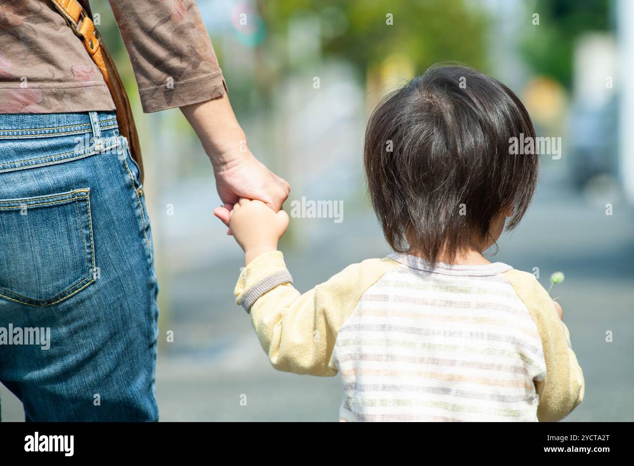 Backwards child hi-res stock photography and images - Alamy