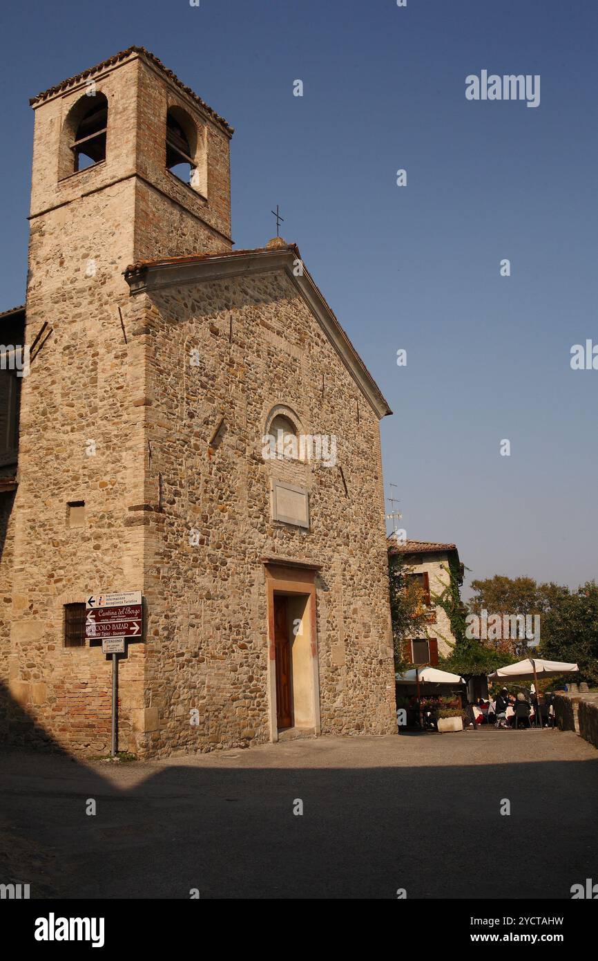 Built between 1448 and 1460 by Pier Maria Rossi (1413-1482), it is one ...