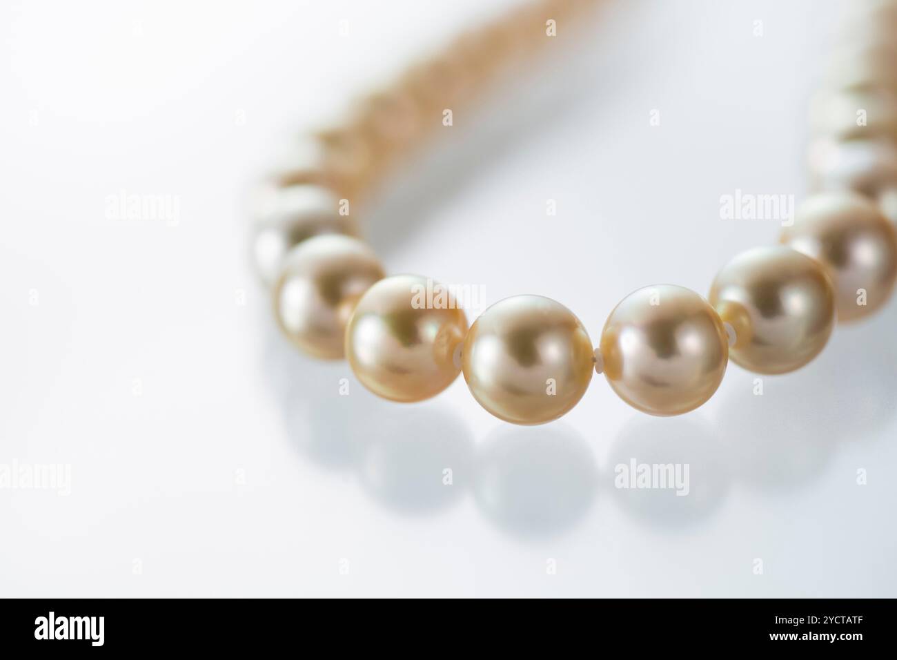 Pearl 15 hi-res stock photography and images - Alamy