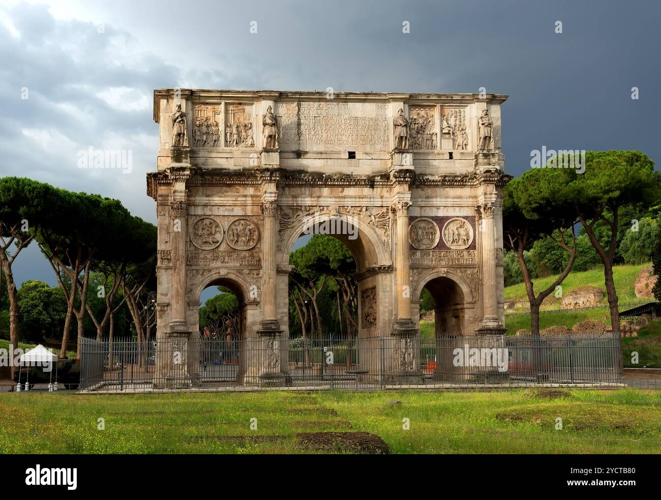 Arch of Constantine Stock Photo - Alamy
