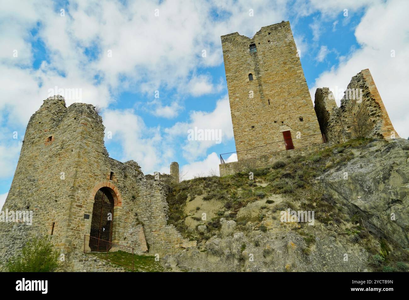 Carpinete castle hi-res stock photography and images - Alamy