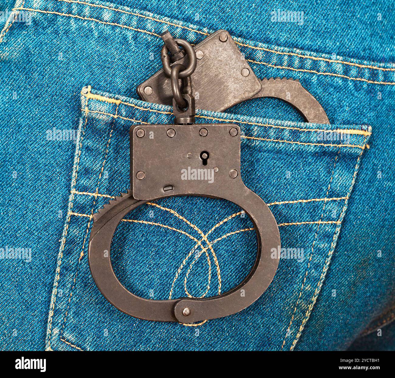 Back police hi-res stock photography and images - Alamy