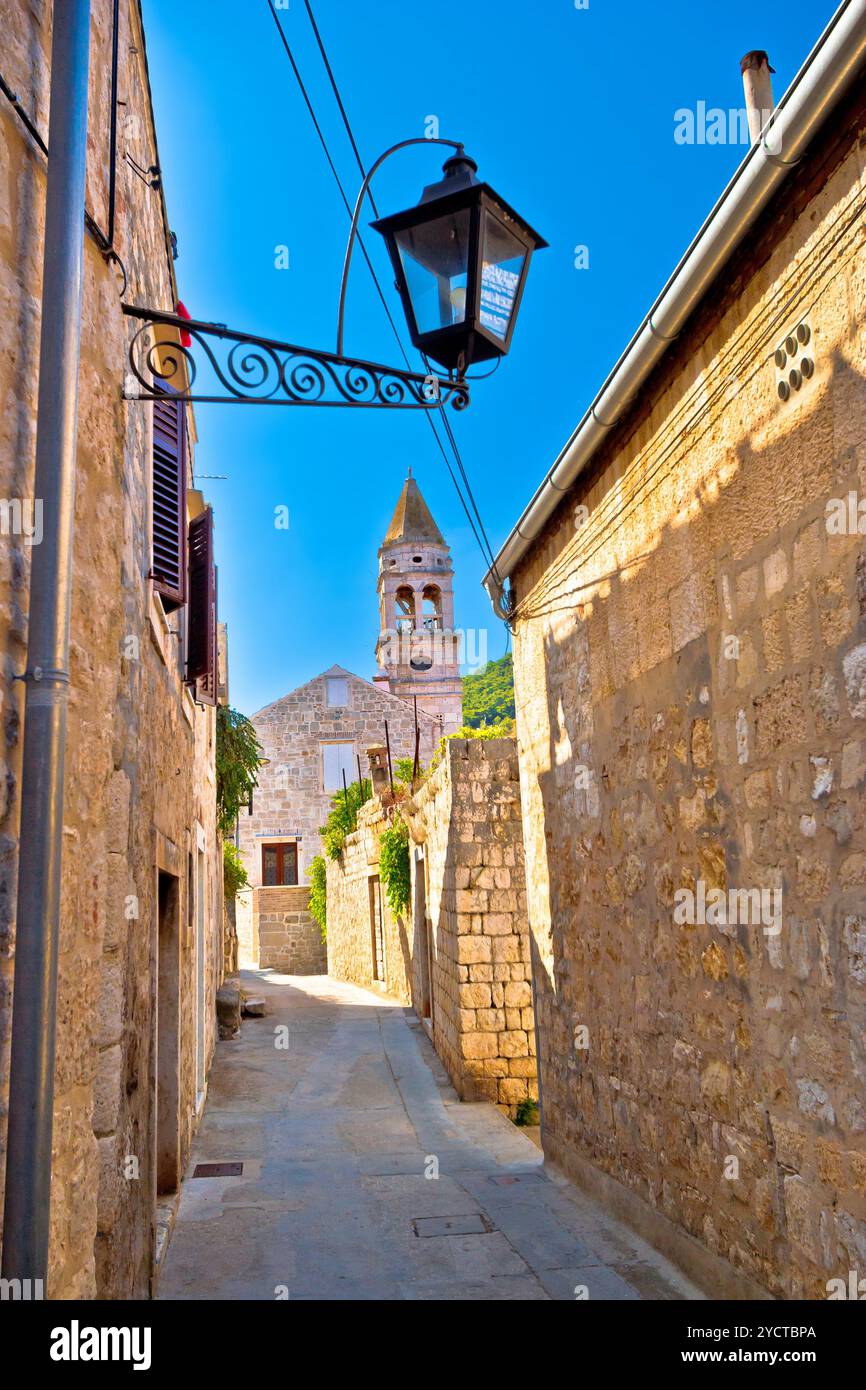 Old narrow stone street of Vis view Stock Photo - Alamy