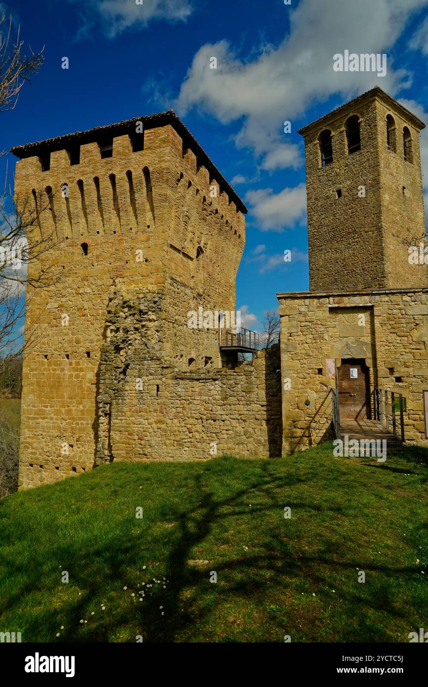Sarzano Castle, Matilda of Canossa Castles Circuit, Reggio Emilia ...