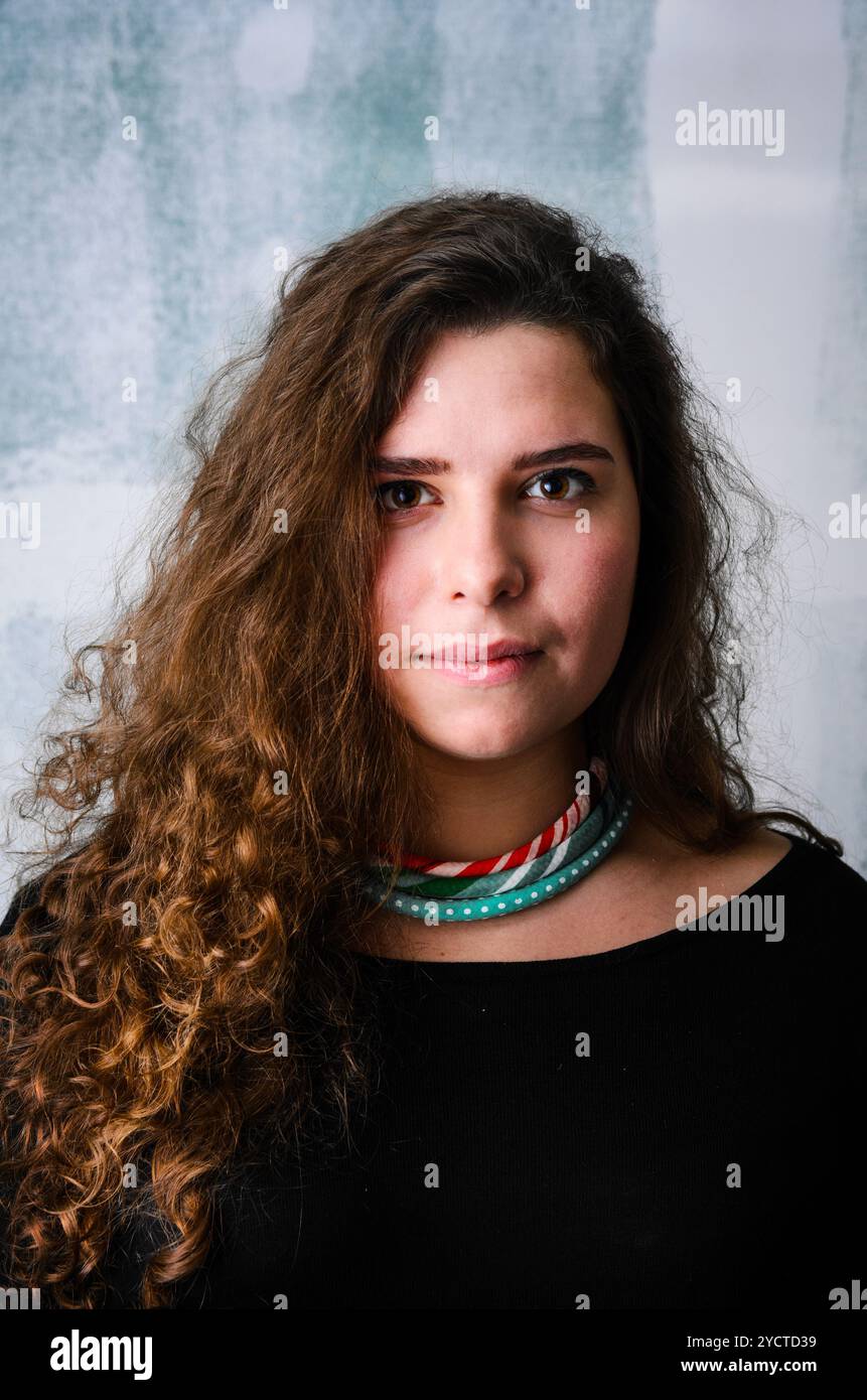 Portrait serious female face hi-res stock photography and images - Alamy