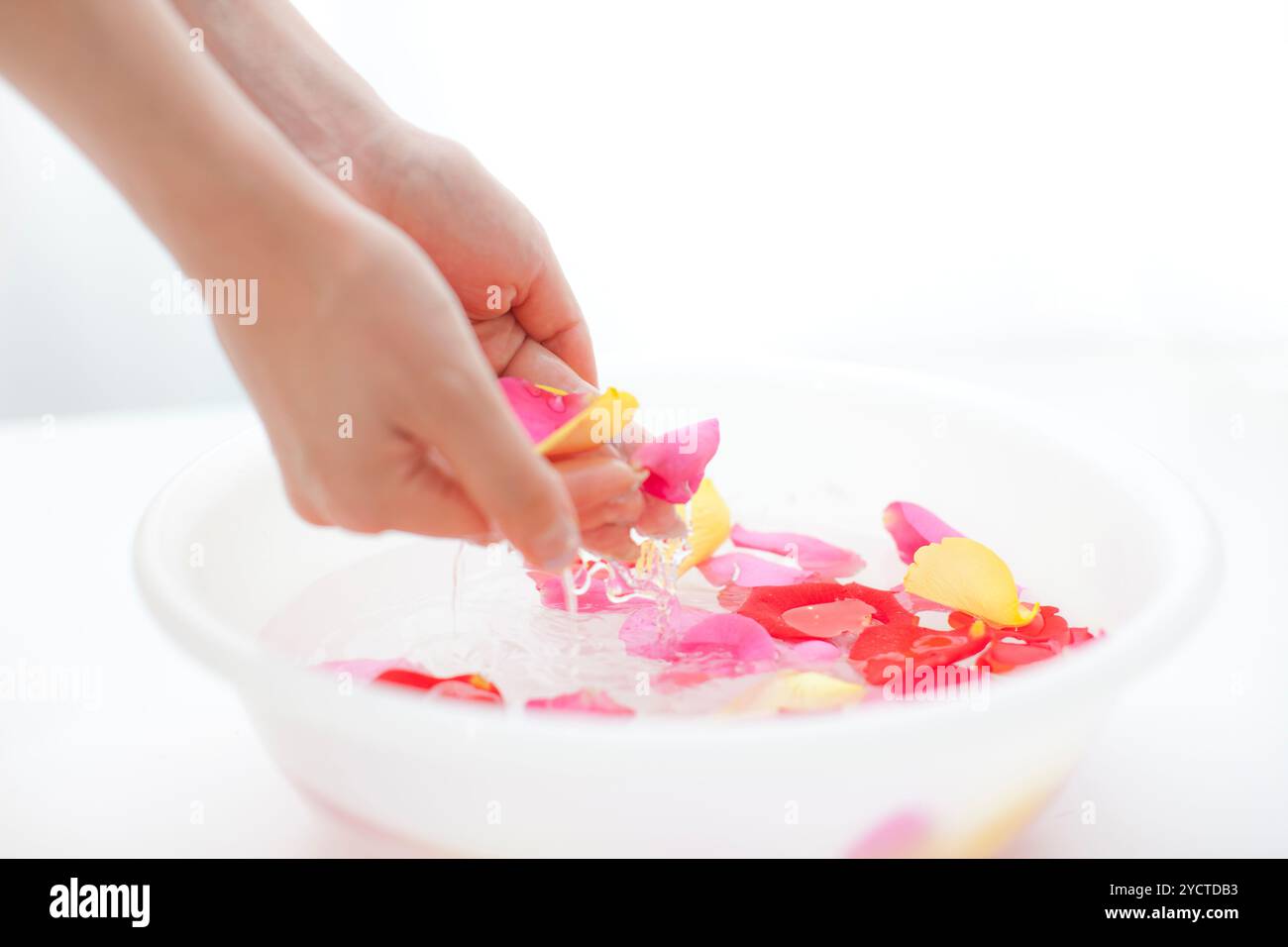 Hand scooping hi-res stock photography and images - Alamy