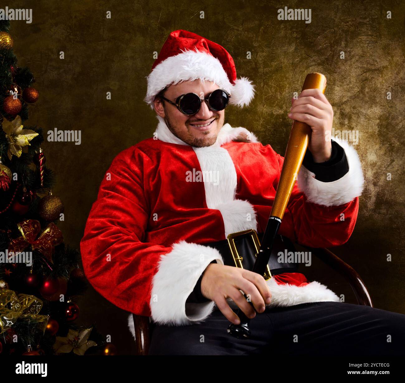 Criminal baseball bat hi-res stock photography and images - Alamy