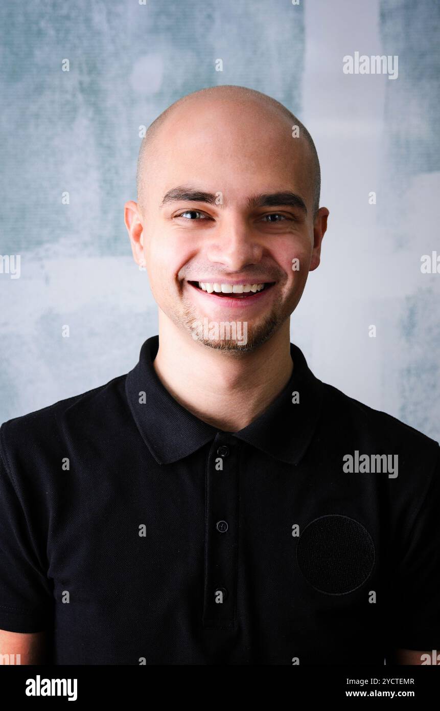 Happy business candid hi-res stock photography and images - Alamy