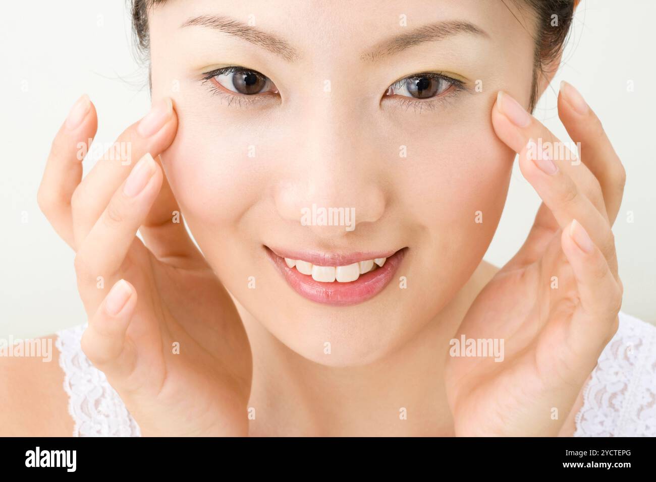 Face of person hi-res stock photography and images - Alamy