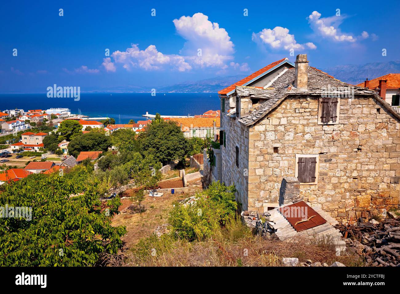 Old stone fishermen village hi-res stock photography and images - Alamy