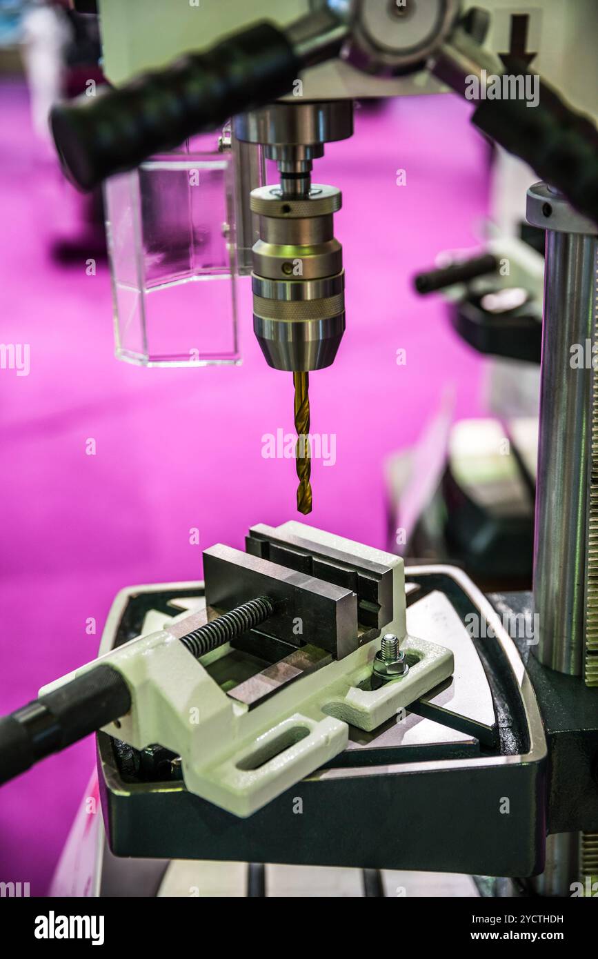 Milling machine work hi-res stock photography and images - Alamy