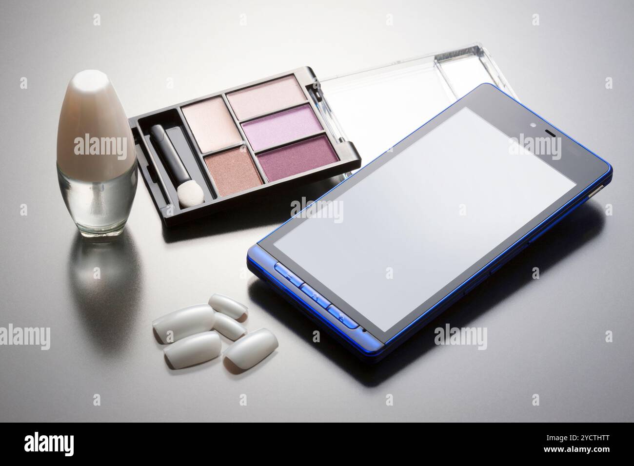 Cosmetics accessory hi-res stock photography and images - Alamy