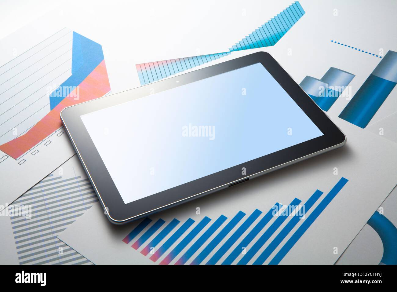 Graphical screen hi-res stock photography and images - Alamy