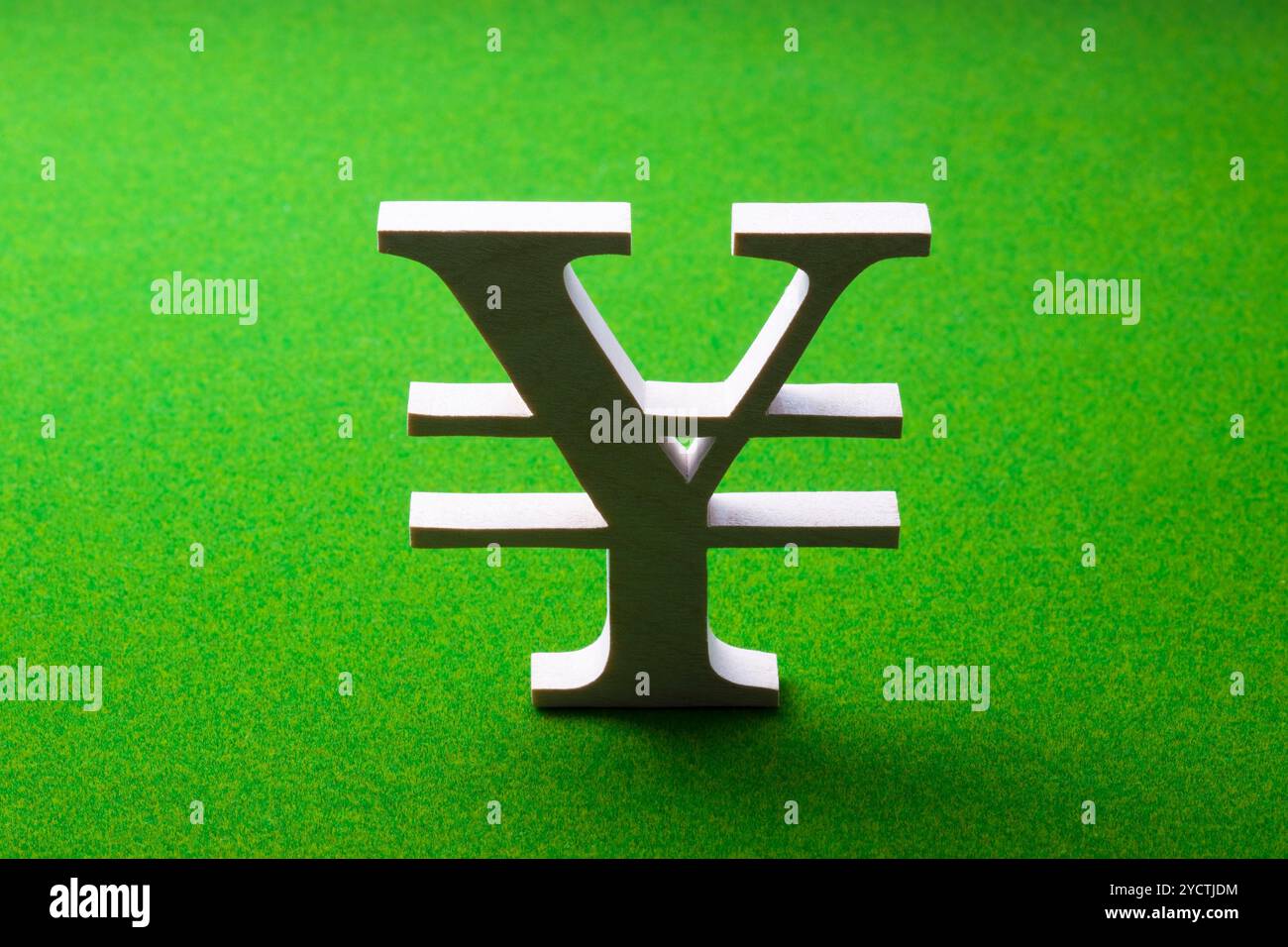 Wood carved circle symbol Stock Photo - Alamy