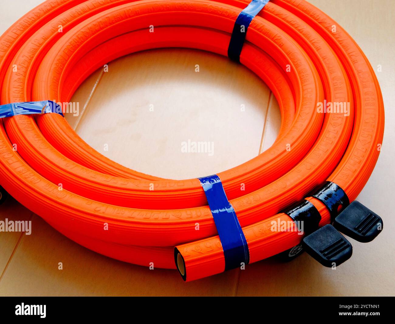 Gas hoses hi-res stock photography and images - Alamy
