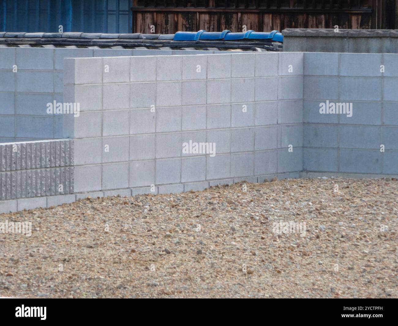 Concrete block wall Stock Photo - Alamy