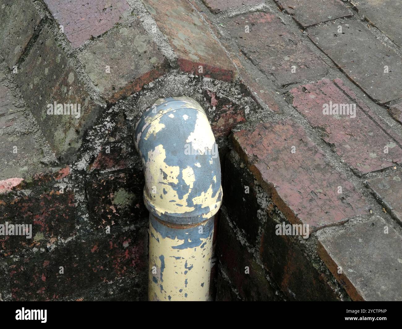 Underground pipes hi-res stock photography and images - Alamy