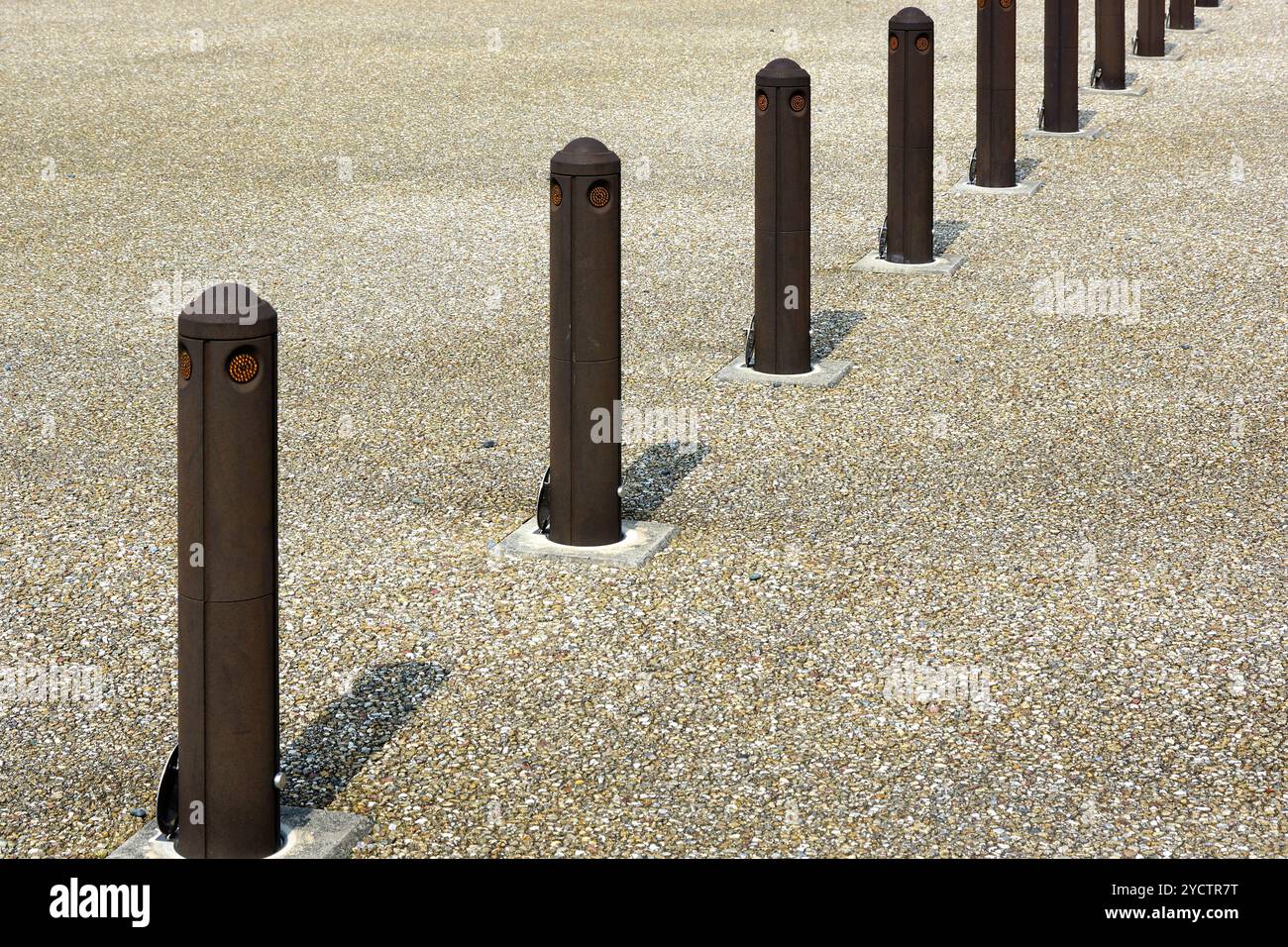 Buffer stop hi-res stock photography and images - Alamy