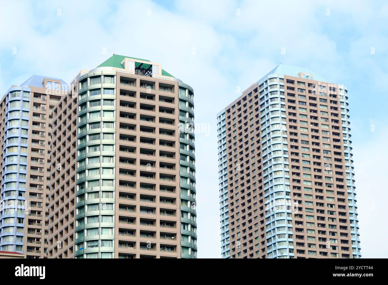 High-rise apartment building Stock Photo - Alamy