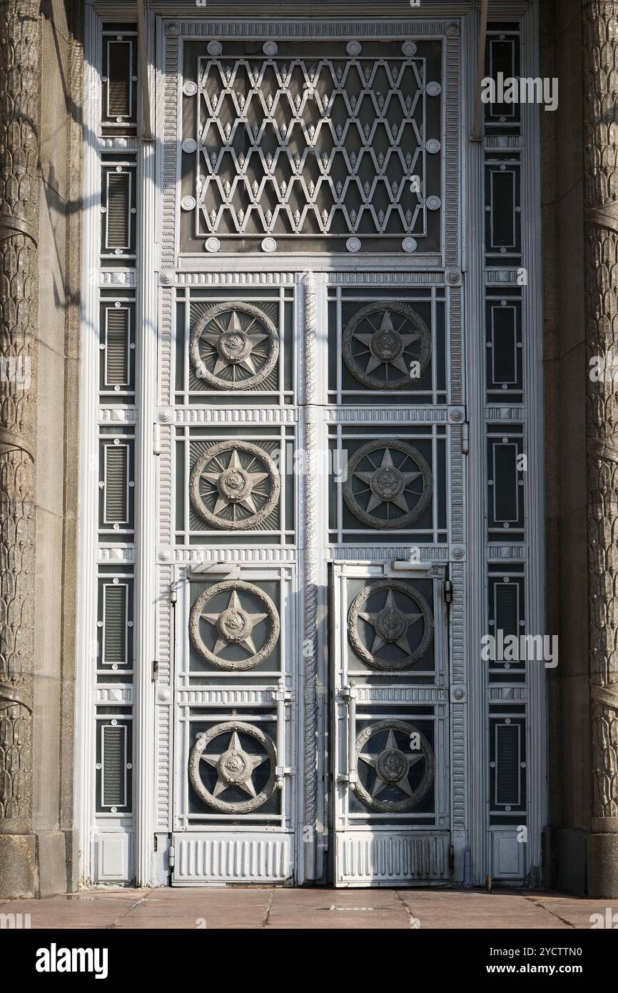 Symbol foreign hi-res stock photography and images - Alamy