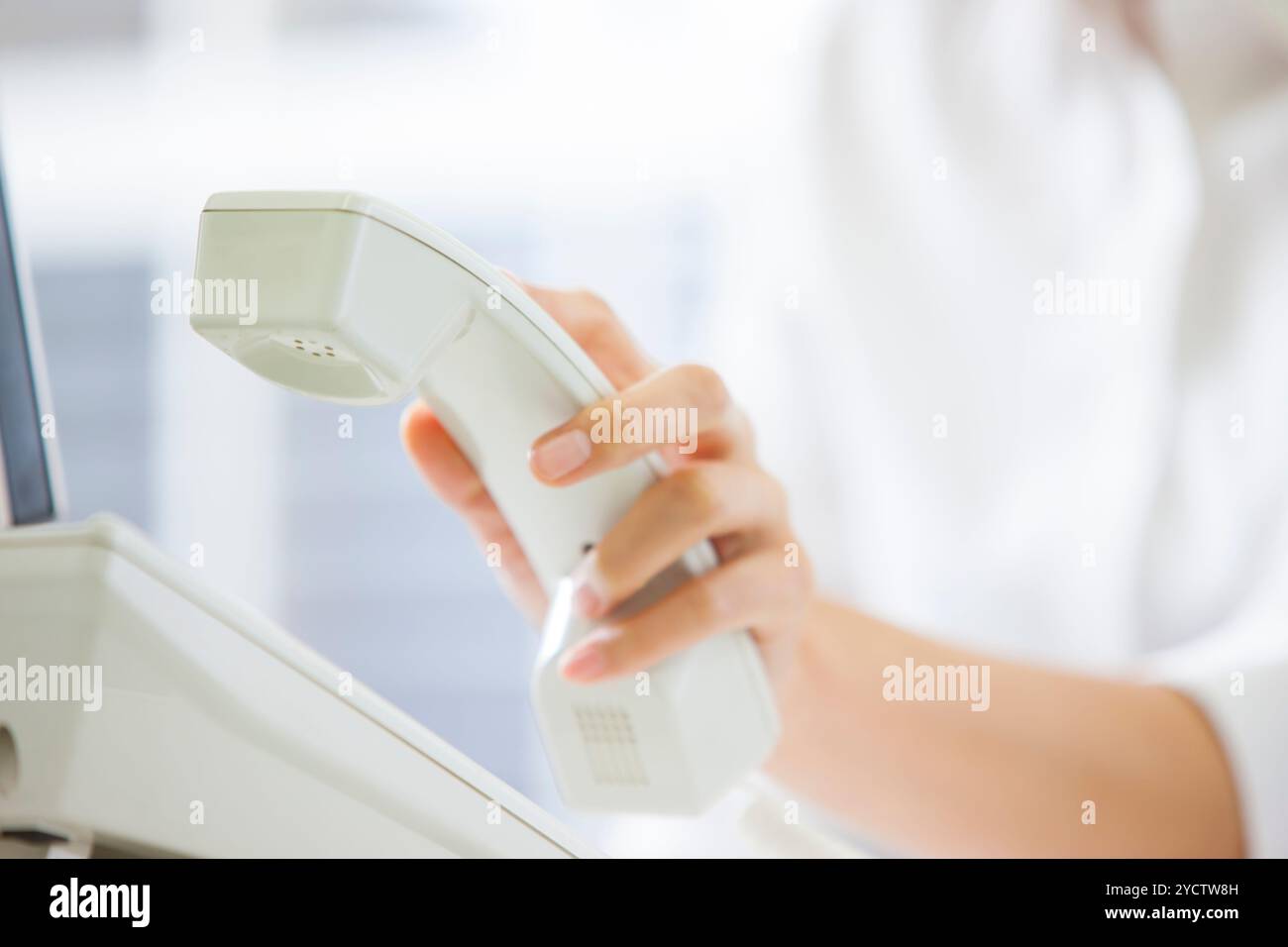 Hand receiver hi-res stock photography and images - Alamy