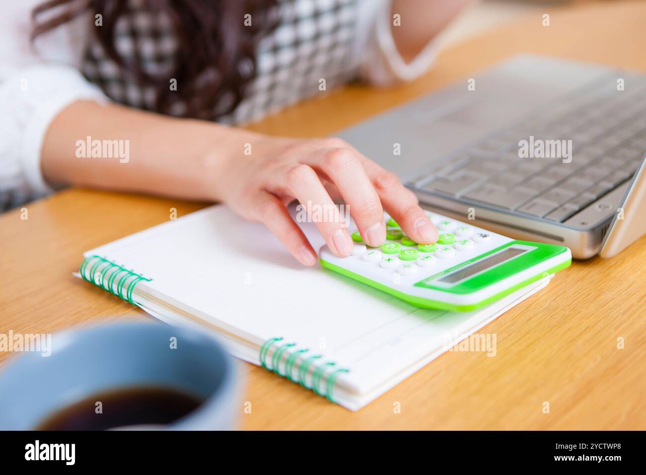 Using account hi-res stock photography and images - Alamy