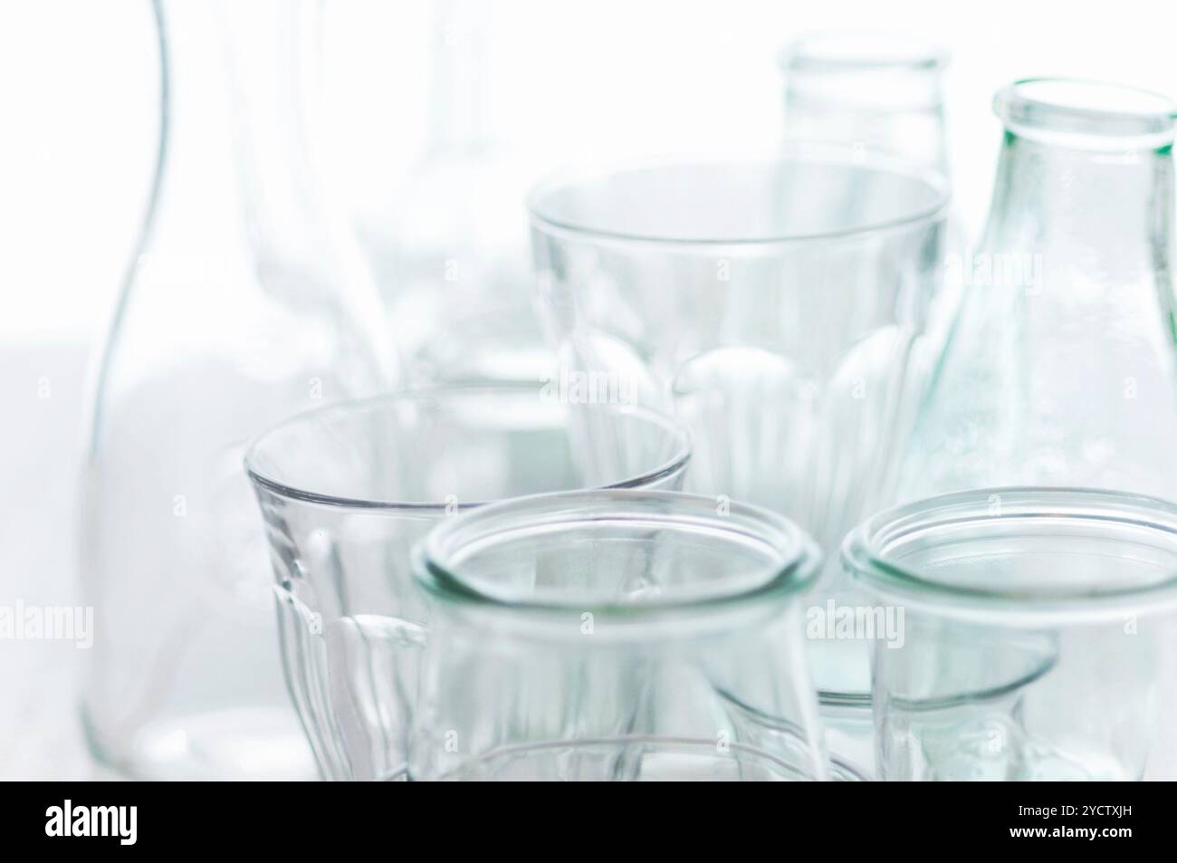 Flower assembly hi-res stock photography and images - Alamy