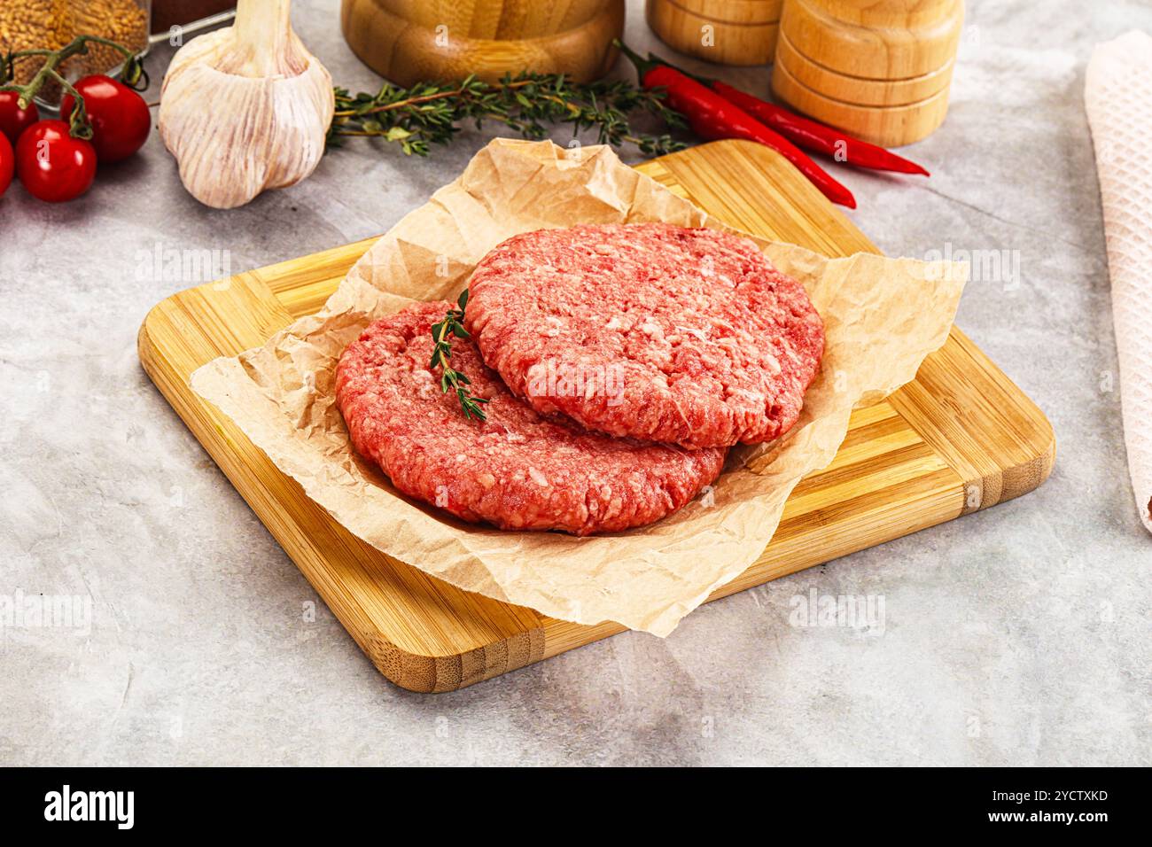 Raw beef minced meat cutlet for grill Stock Photo - Alamy