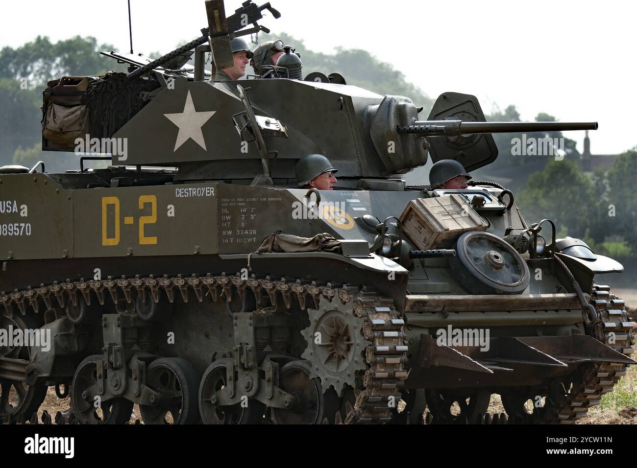 The M18 Hellcat (officially designated the 76 mm Gun Motor Carriage M18 ...