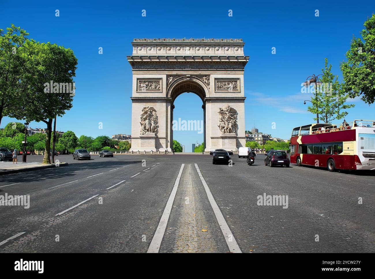 Stone road arch hi-res stock photography and images - Alamy