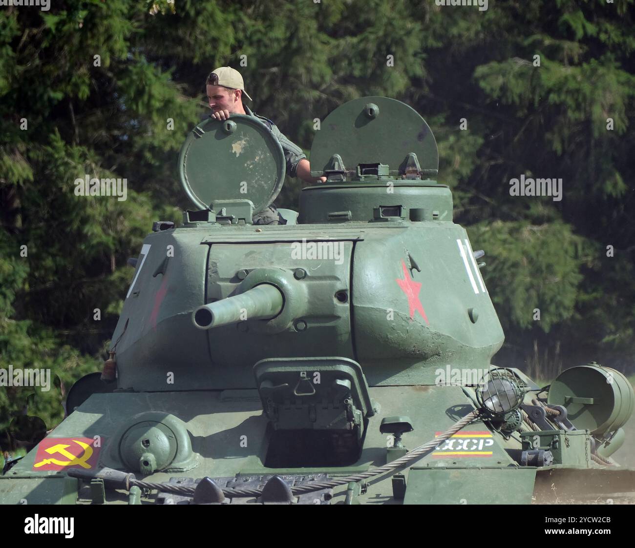 The T-34 is a Soviet medium tank from World War II. When introduced ...