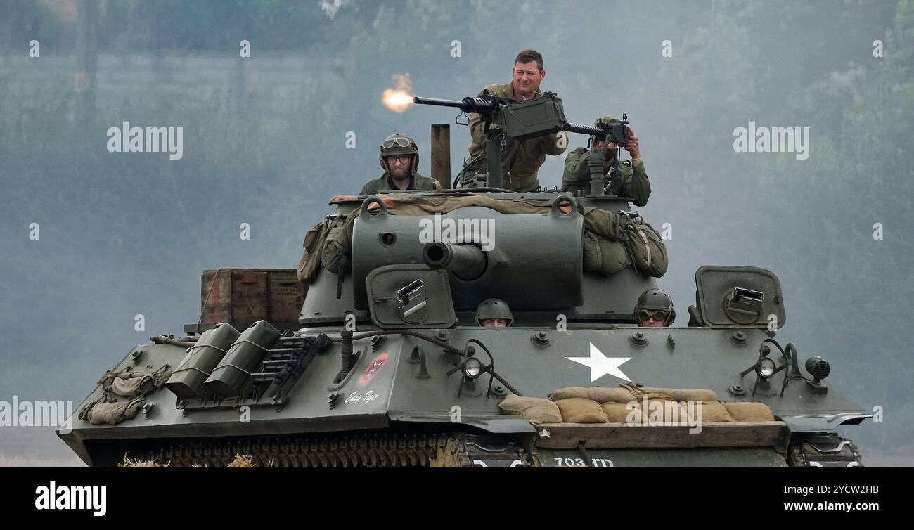 The M18 Hellcat (officially designated the 76 mm Gun Motor Carriage M18 ...