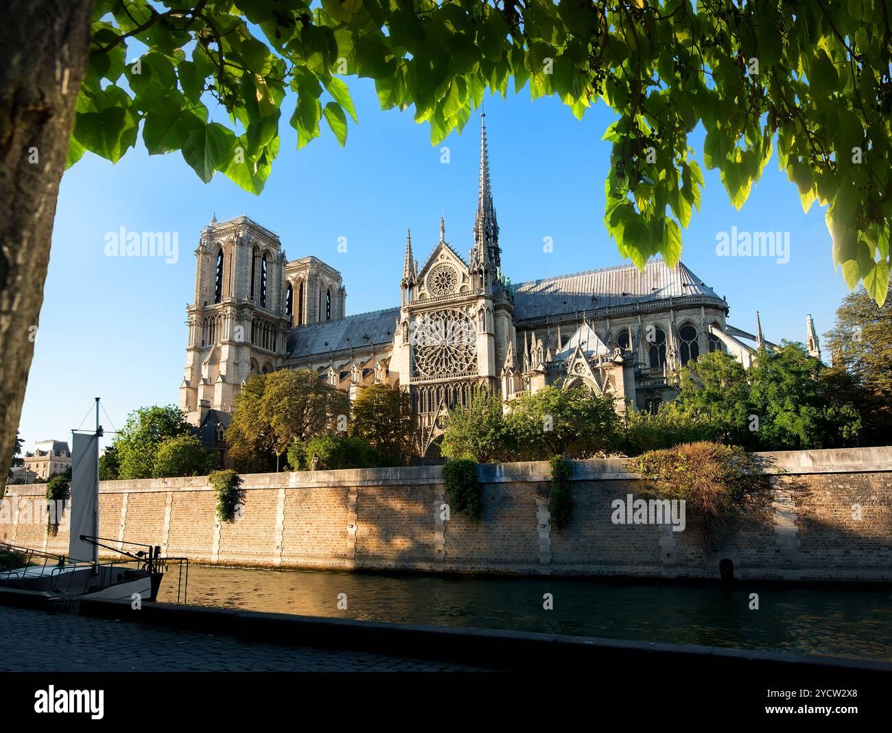 Famous Notre Dame Stock Photo - Alamy
