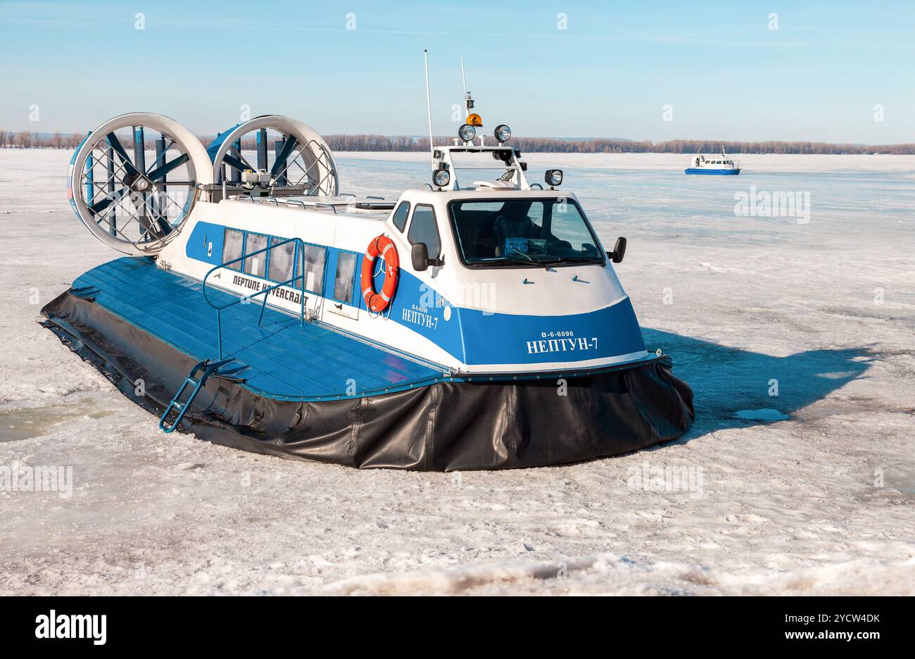 Passenger Hovercrafts on the ice of the frozen Volga river in Samara ...