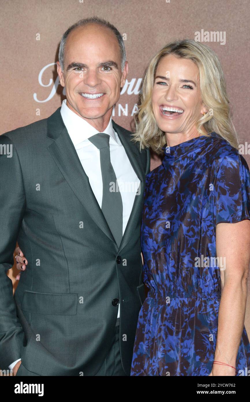 Michael kelly karyn kelly hi-res stock photography and images - Alamy