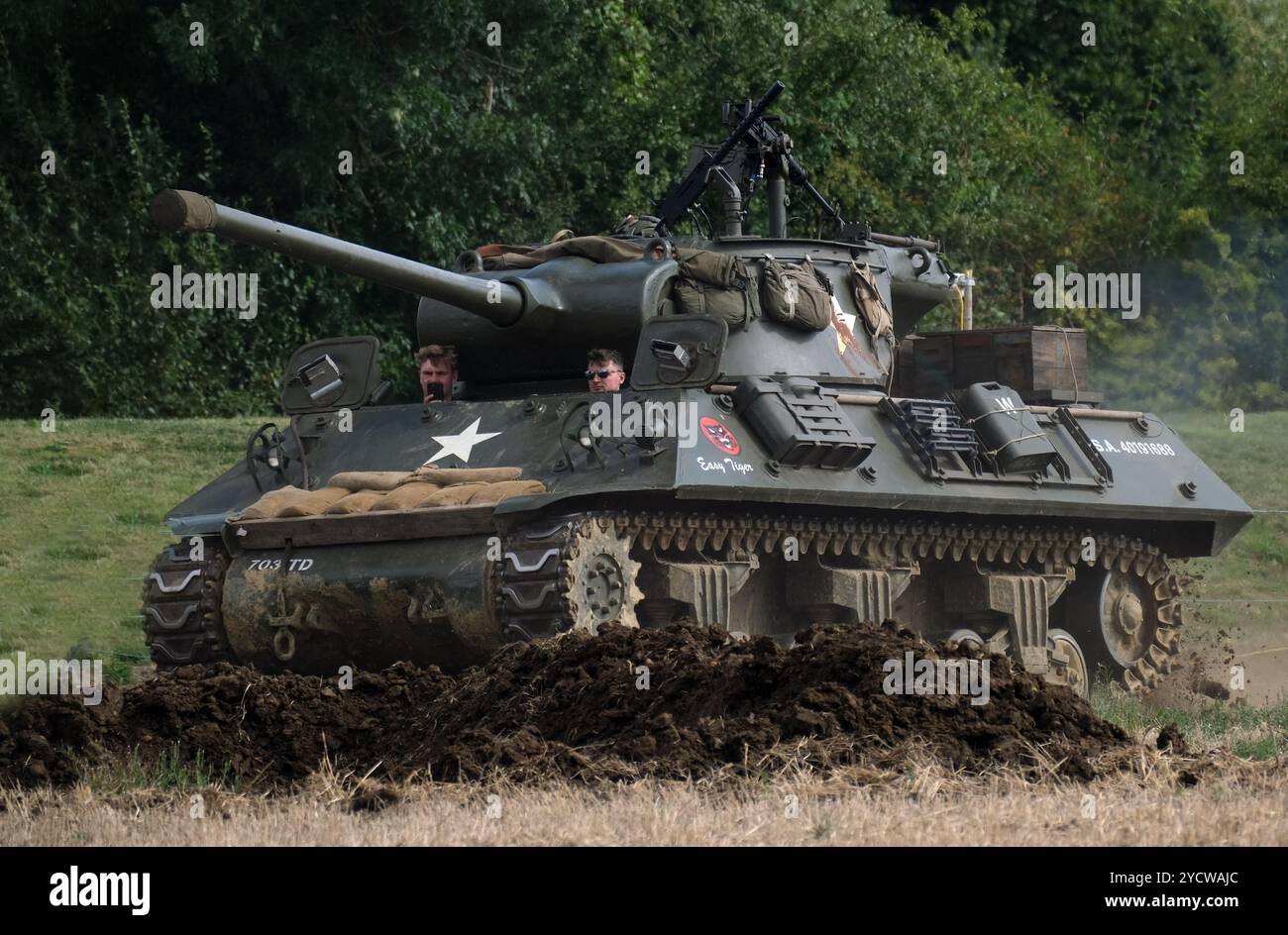 The M18 Hellcat (officially designated the 76 mm Gun Motor Carriage M18 ...