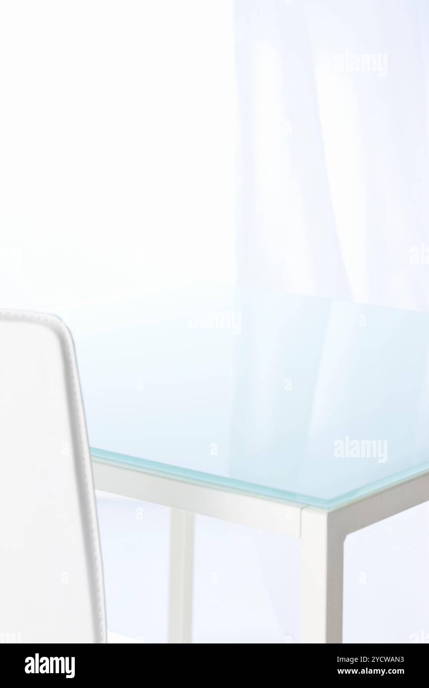 Desk material hi-res stock photography and images - Alamy