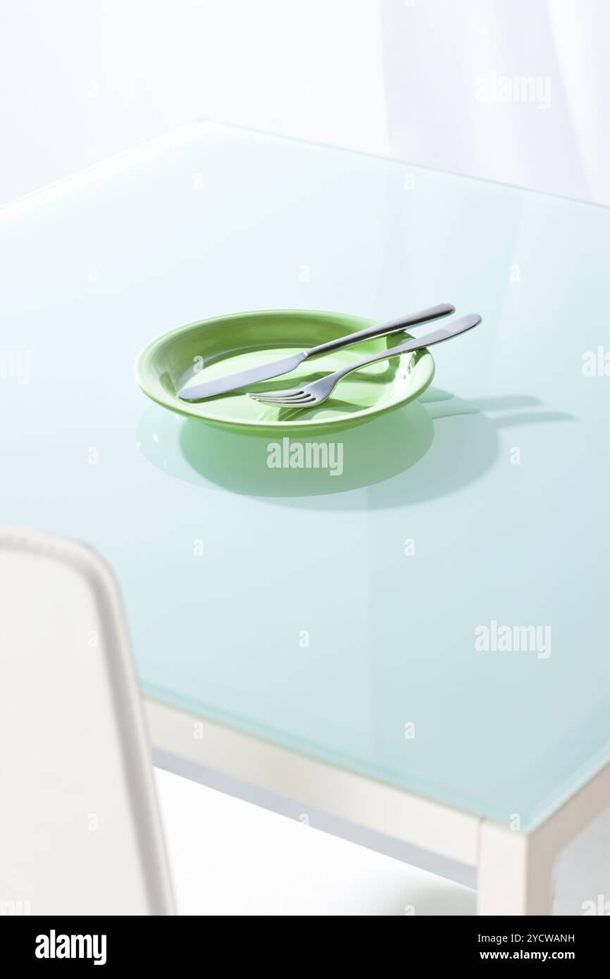 Simple interior setting hi-res stock photography and images - Alamy