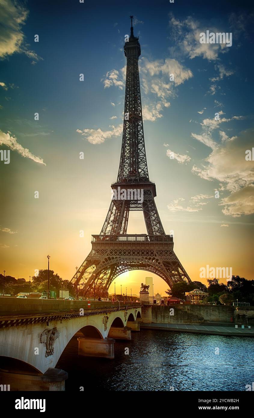 Majestic arch hi-res stock photography and images - Alamy