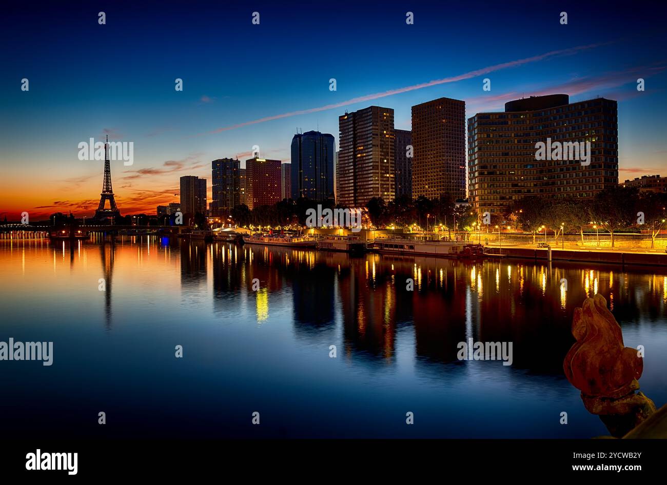 Paris night city view hi-res stock photography and images - Alamy