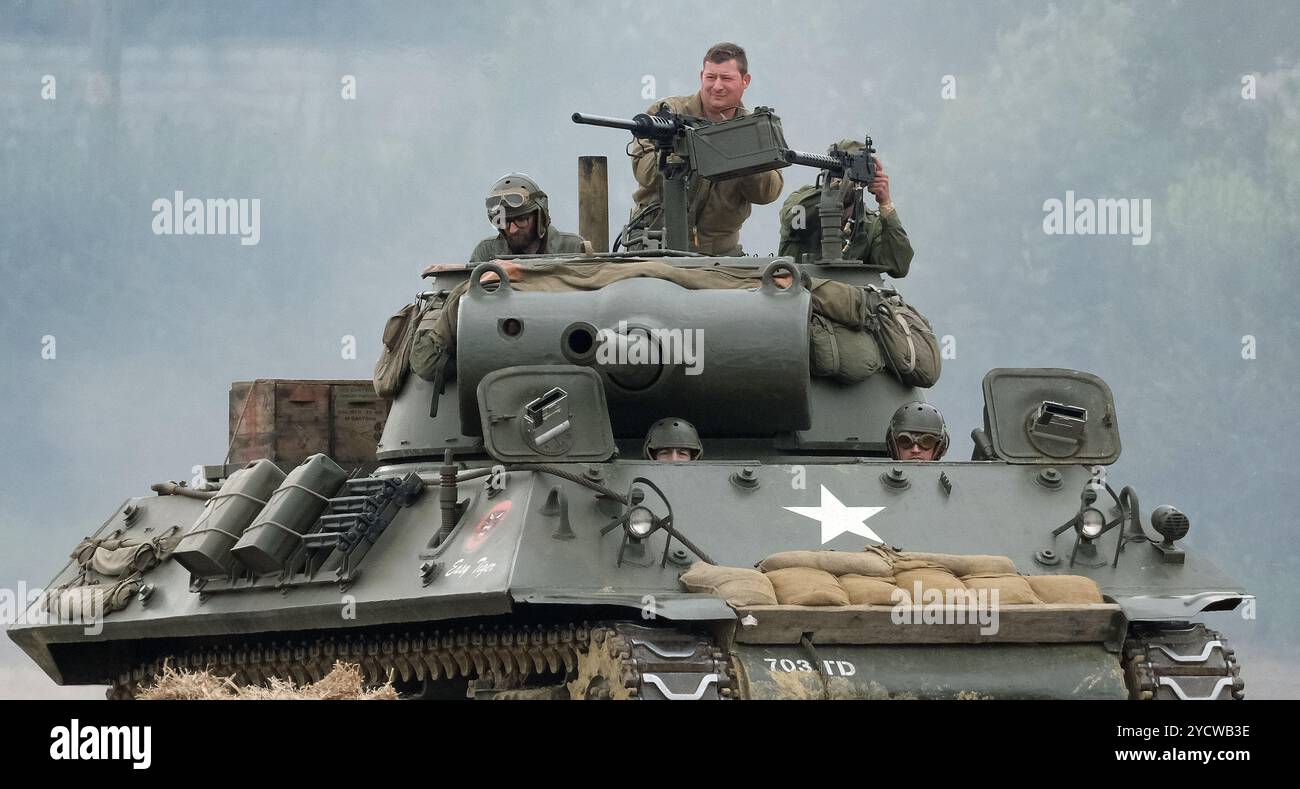 The M18 Hellcat (officially designated the 76 mm Gun Motor Carriage M18 ...